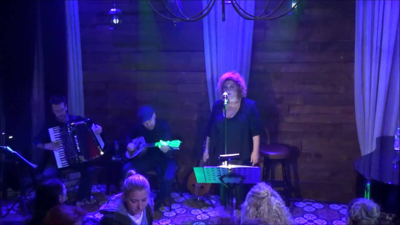 ΣΥΝΝΕΦΙΑΣΜΕΝΗ ΚΥΡΙΑΚΗ - ΓΙΩΤΑ ΝΕΓΚΑ ΑΒΑΤΟ LIVE-STAGE - YouTube