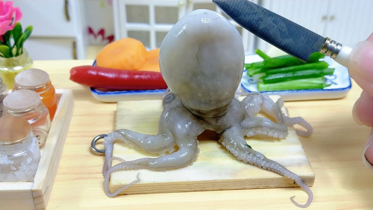 Miniature Spicy Stir Fried Octopus Recipe in Korean Style | ASMR ...