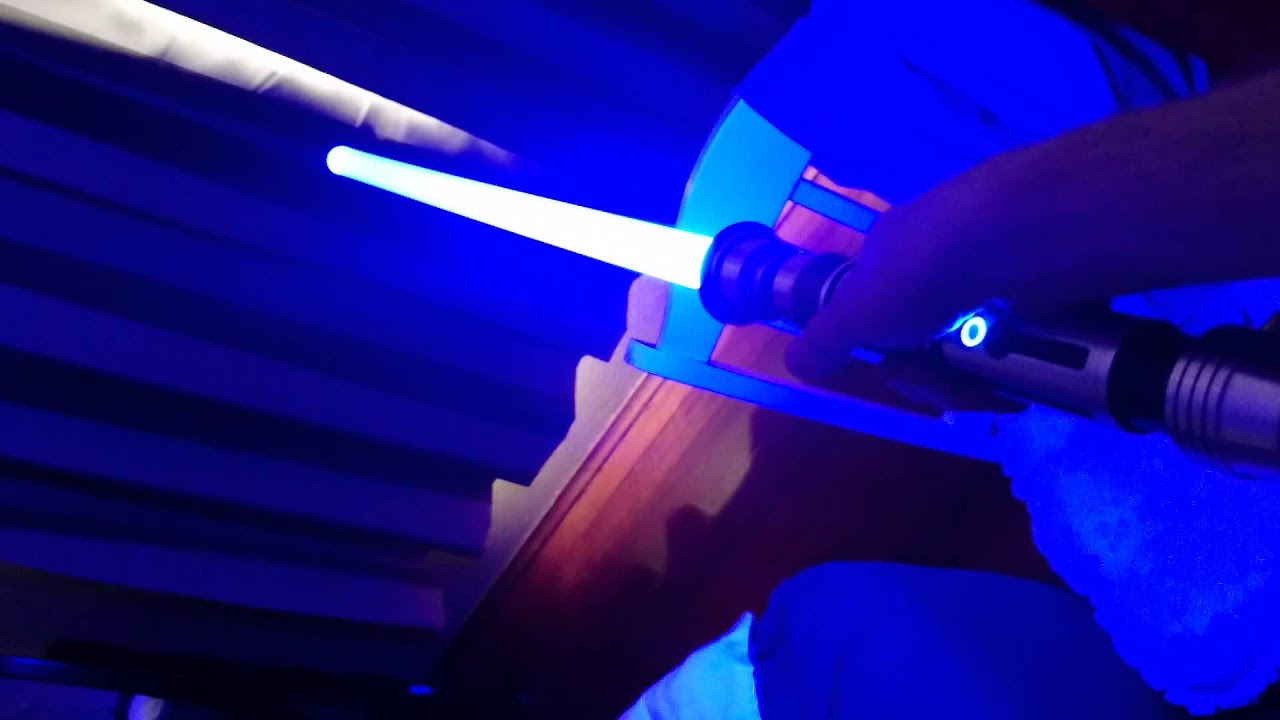 Saberforge Exhalted Champion Ed LED Lightsaber - YouTube
