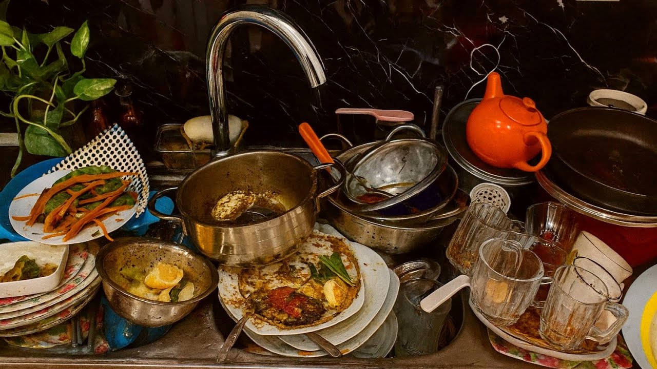 Washing Guest Dishes After Ghormeh Sabzi | From Tea Glasses to Shiny ...