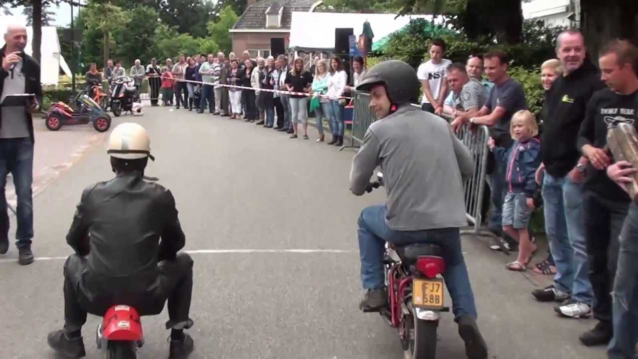 brommer race cafe d'n eyck - YouTube