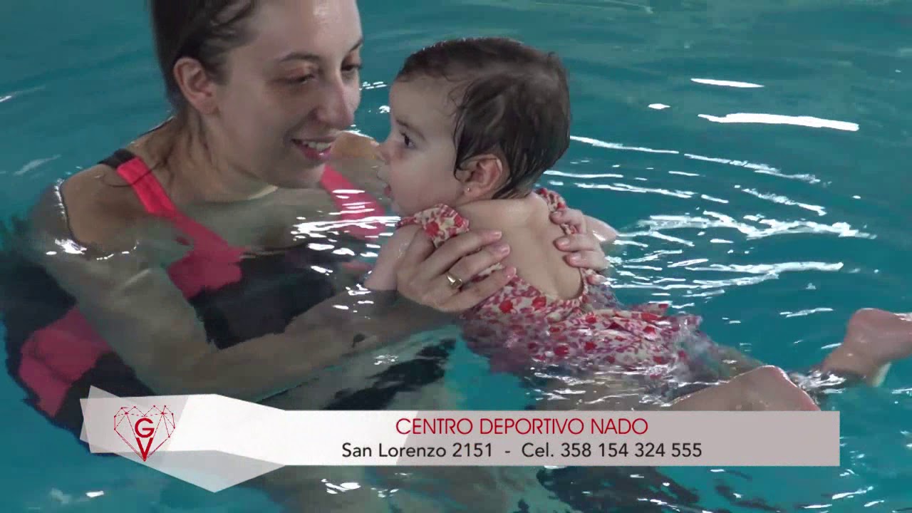 Matronatación: mamás y bebés al agua #Matronatación - YouTube