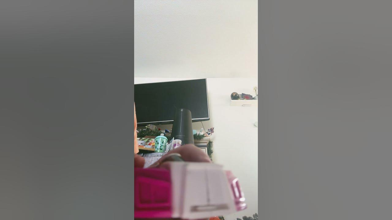 Try not to laurgh - YouTube