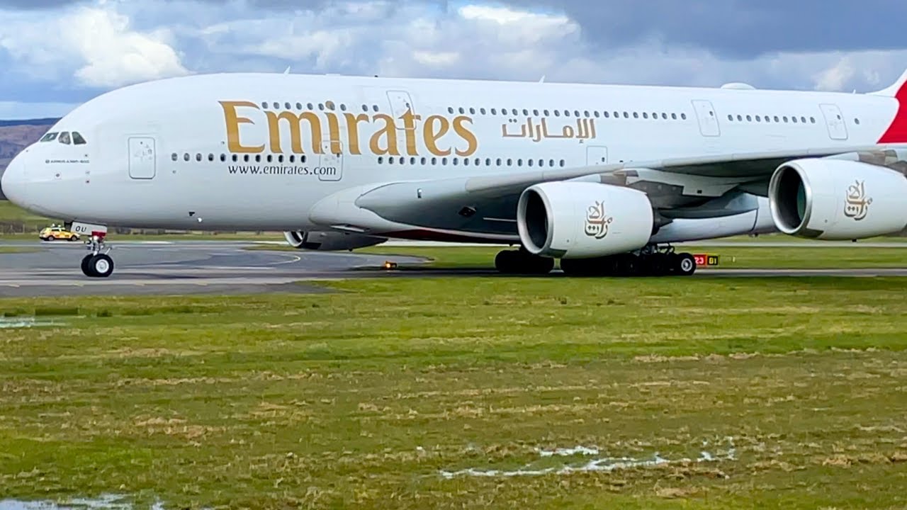 26/03/23 Full Landing & Taking Off Emirates Airbus A380 Glasgow Airport ...
