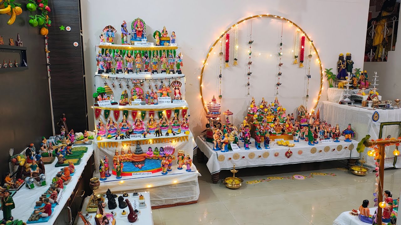 Navaratri 2025 | Bombe habba at Rekha Ramesh house | Golu collection ...