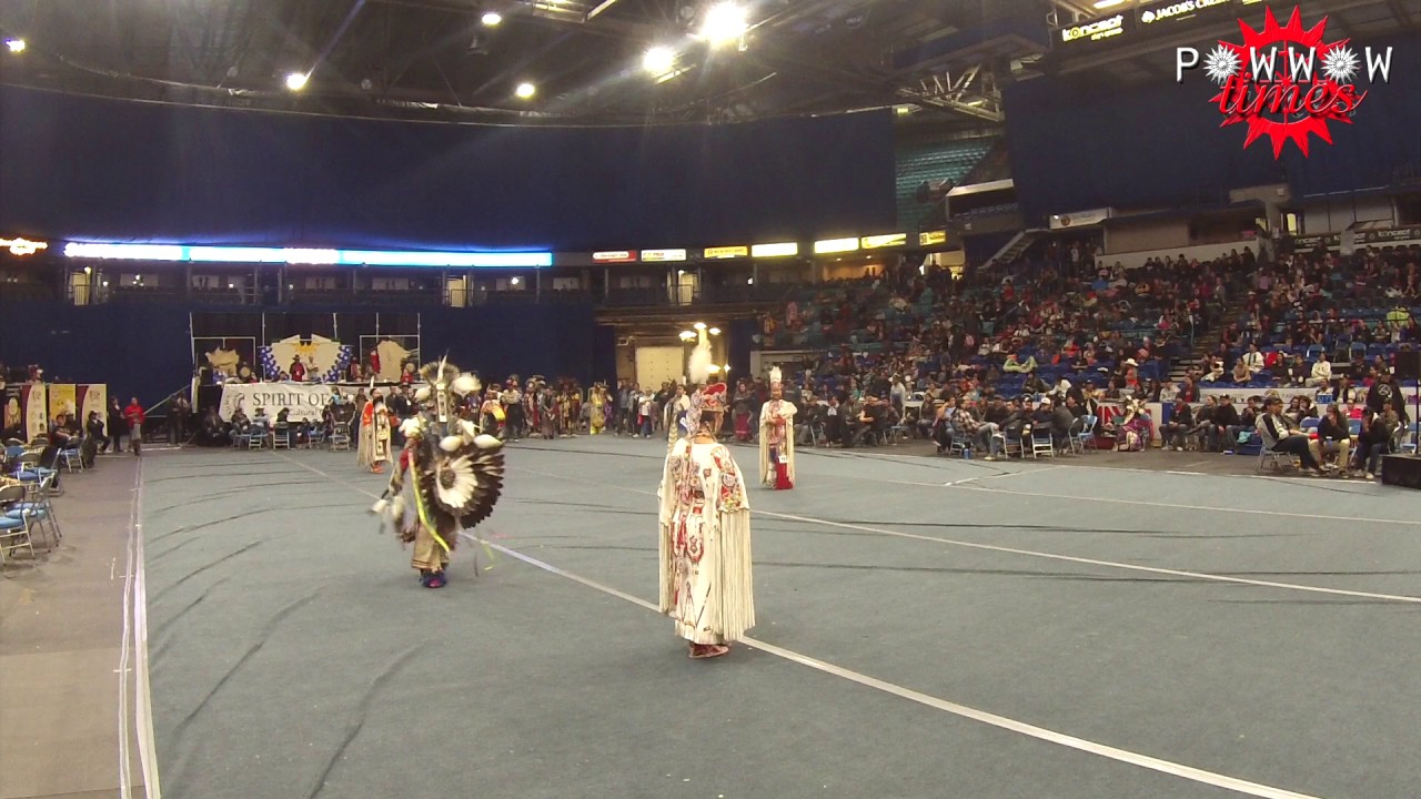 Women's Traditional Special Winners @ Saskatoon FSIN Powwow 2016 - YouTube