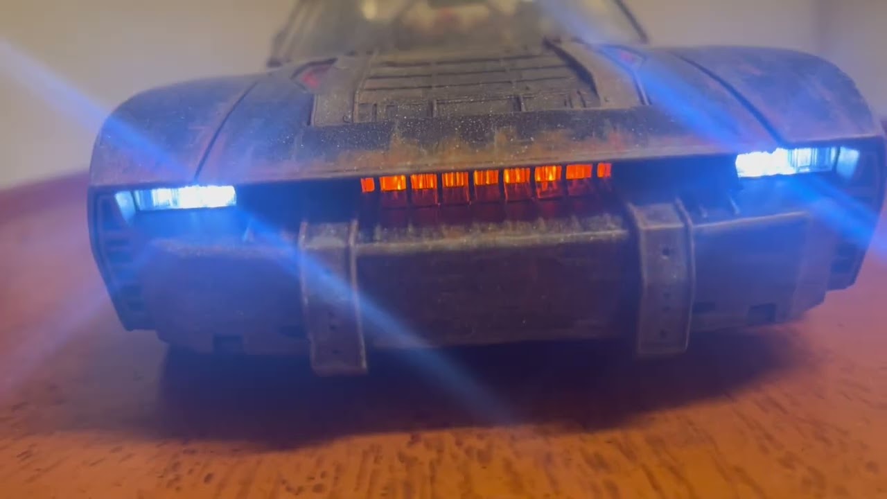 Custom Battle DAMAGE 2022 Batmobile Batman Figure with WORKING Lights ...