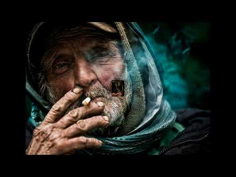 Ne Zaman Bir Köy Türkü'sü Duysam Şairliğimden Utanırım