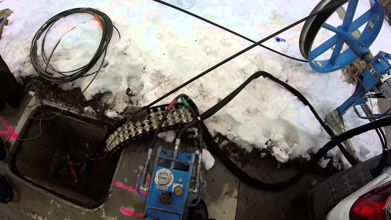 controlling the fiber puller - YouTube