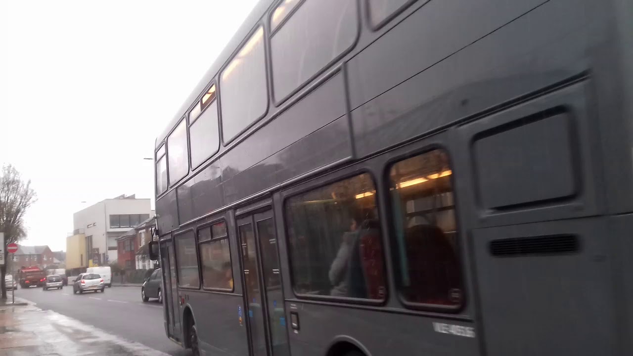 Volvo B7TL East Lancs Viking PG04WHV VLE40516 London United on Route ...