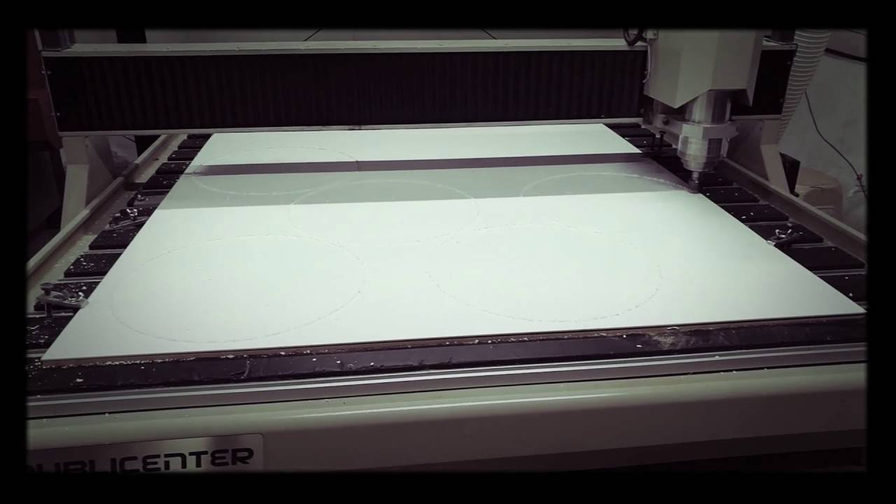 CNC Router Corte PVC - YouTube