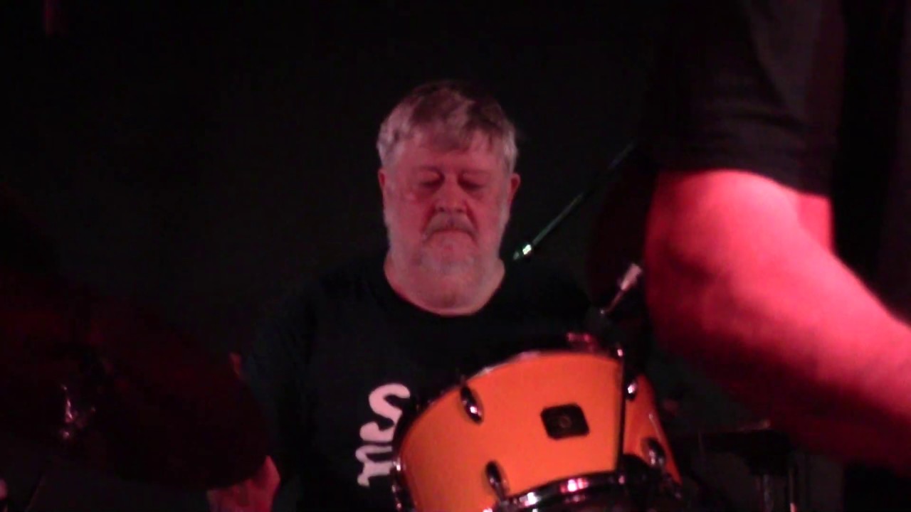 DOUBLE BACK ALLEY THE RUTLES THE CAVERN LIVERPOOL 23052019 - YouTube