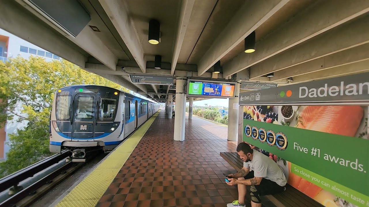 Miami Metrorail Southbound Green Line train arriving and departing at ...