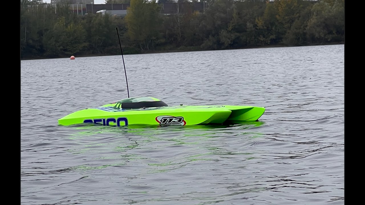 Pro Boat Miss Geico 36 V2. Power Run 4K - YouTube