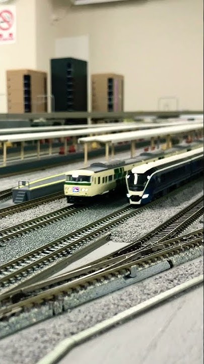 Nゲージ185系&E261系Part1 - YouTube