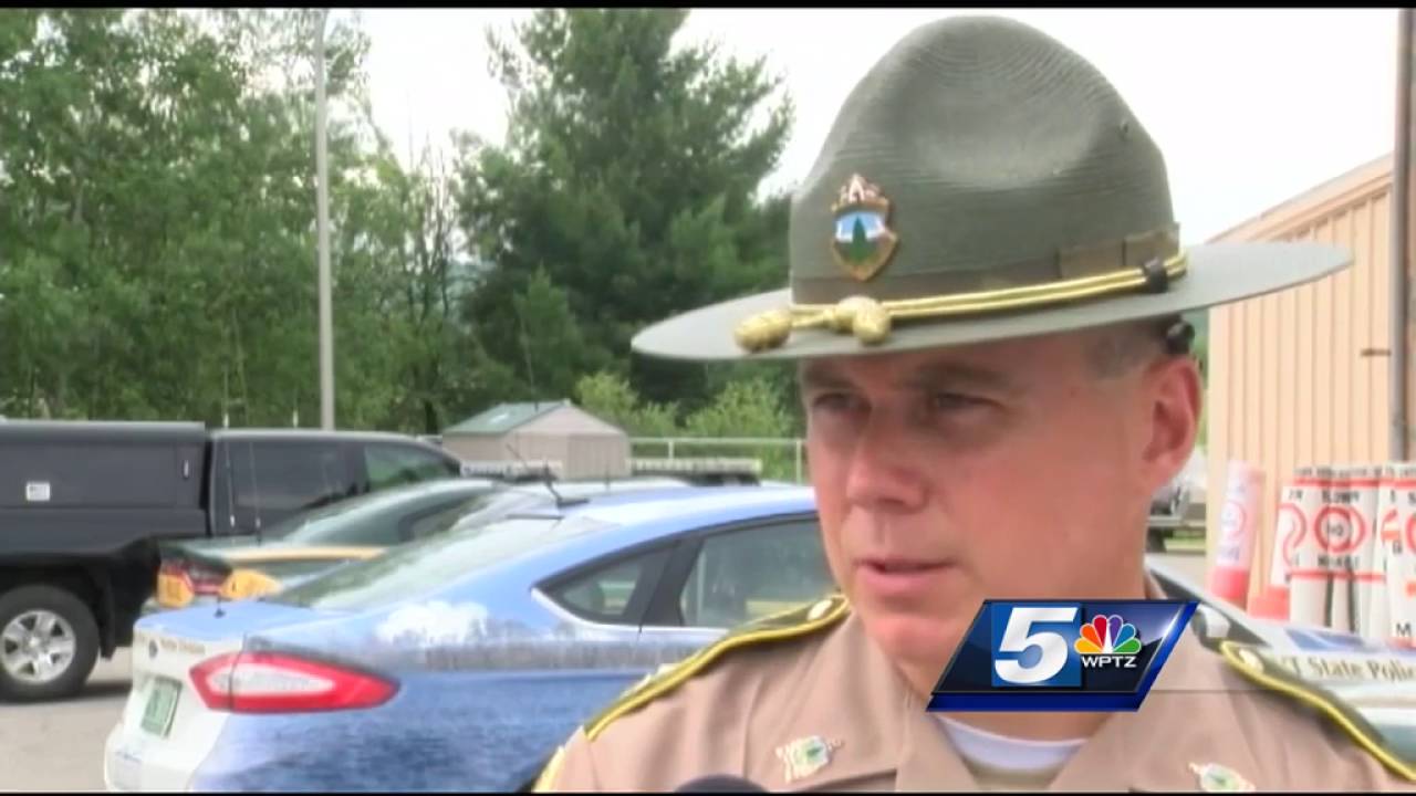 State Troopers train on new speed-sensing radar signs - YouTube