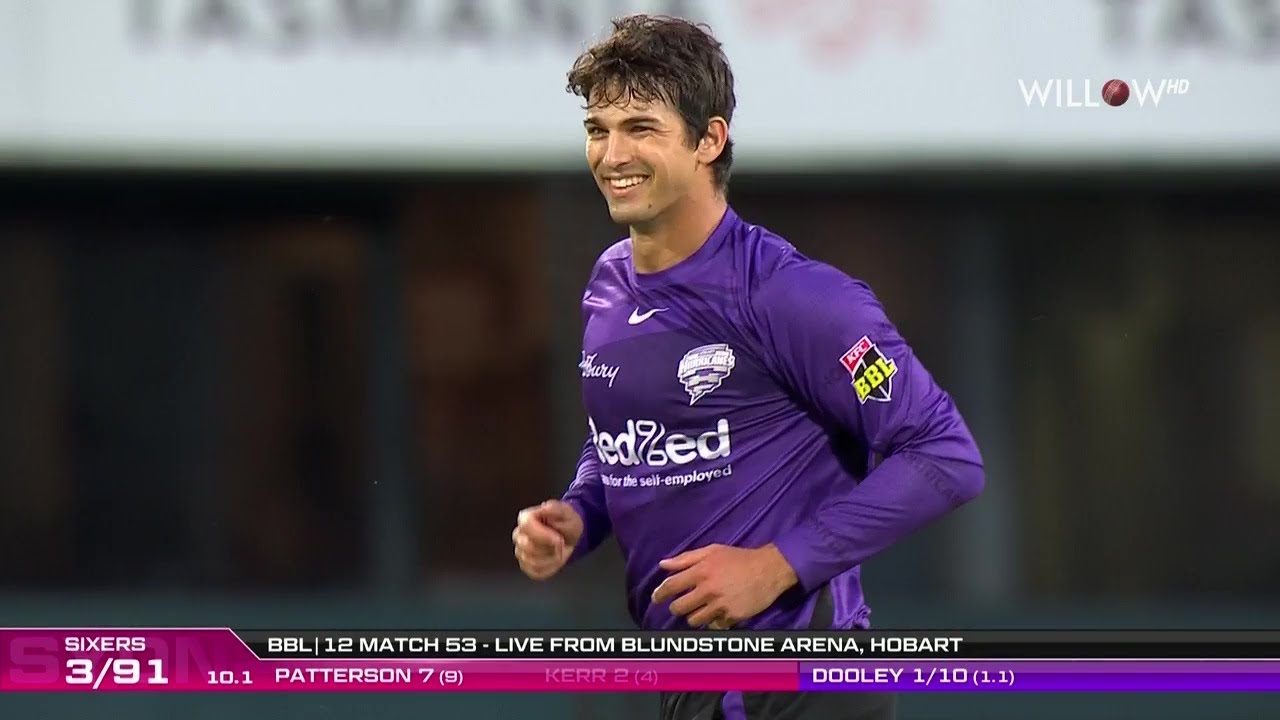 Patrick Dooley 3 wickets vs Sydney Sixers| 53rd Match - Hobart ...