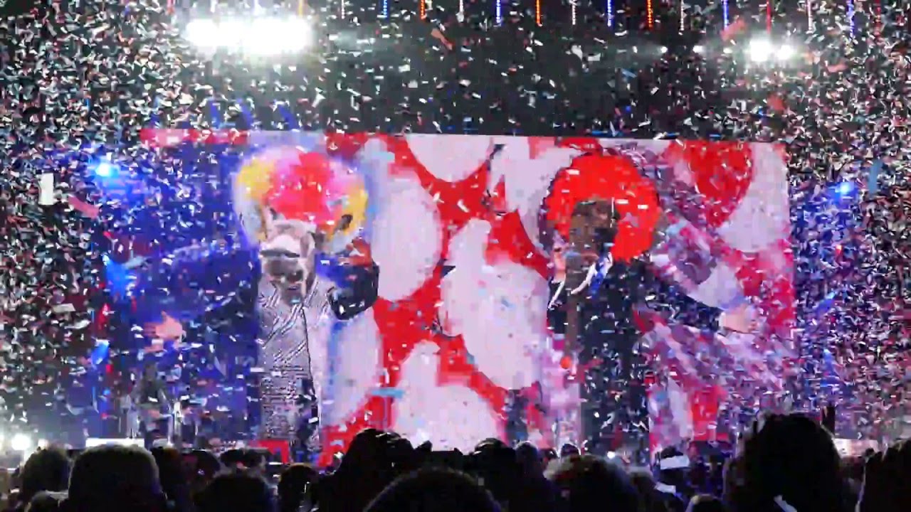 Dixie Chicks - Bluegrass Medley/Ready to Run - Live @ O2 London, HD ...