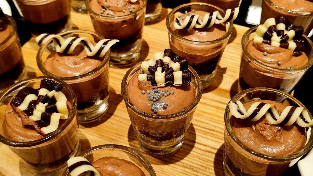 Masterchef Handmakes Chocolate Mousse Desserts Feast For 12487 People ...