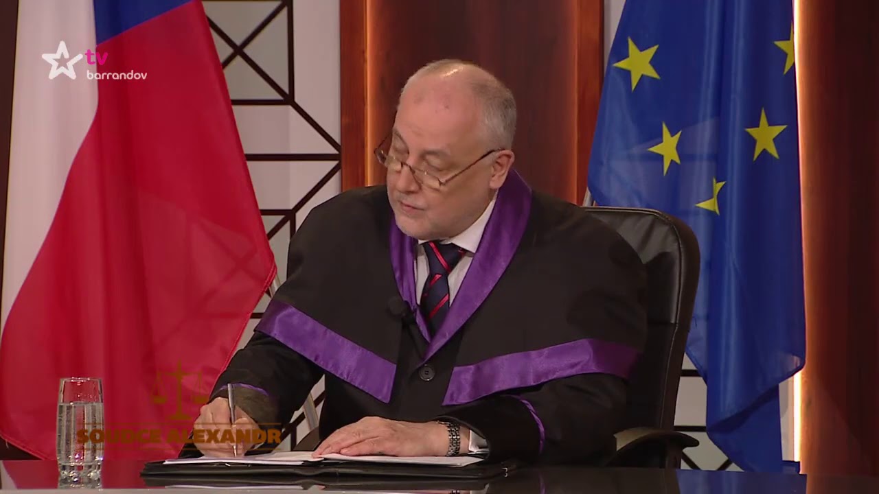 Soudce Alexandr (2018/5) - Naivní obchodník - YouTube