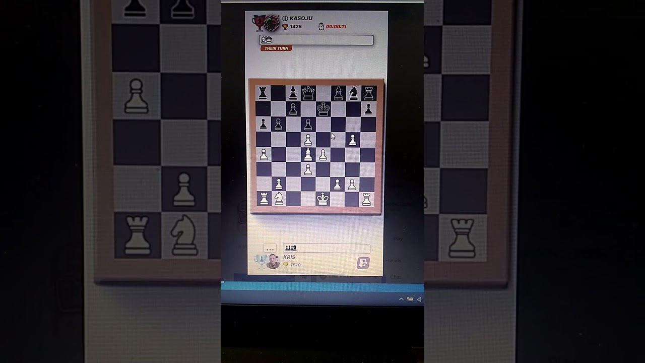White Shark chess - YouTube
