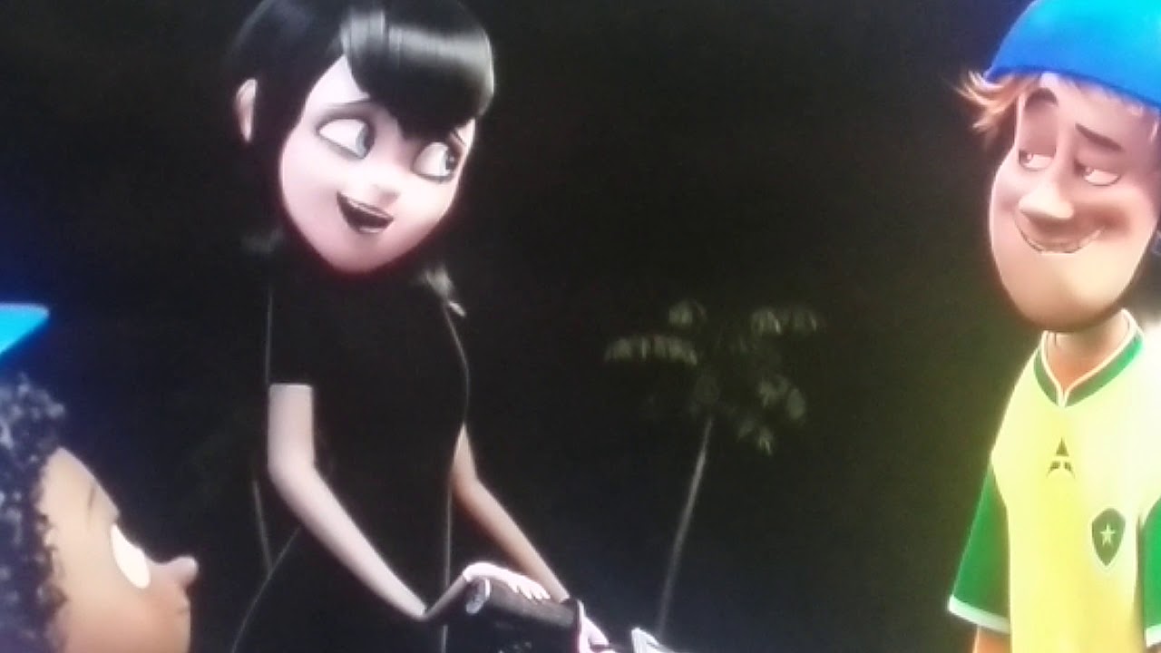 Mavis on a bike. Hôtel Transylvanie 2 - YouTube