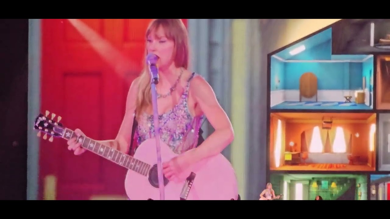 Lover: Taylor Swift The Eras Tour last night in Singapore - YouTube