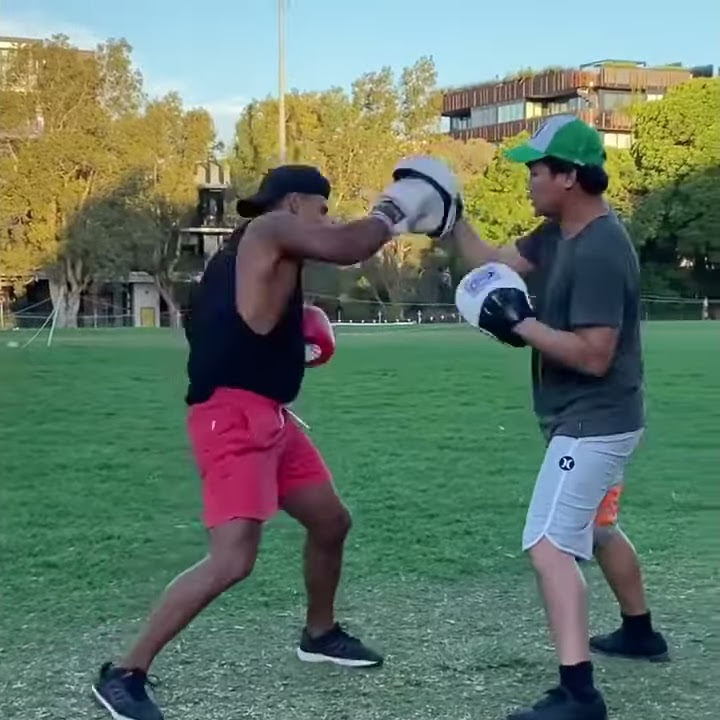 Pablo Corea Boxing Pad session Trainer Jeff Llanes - YouTube