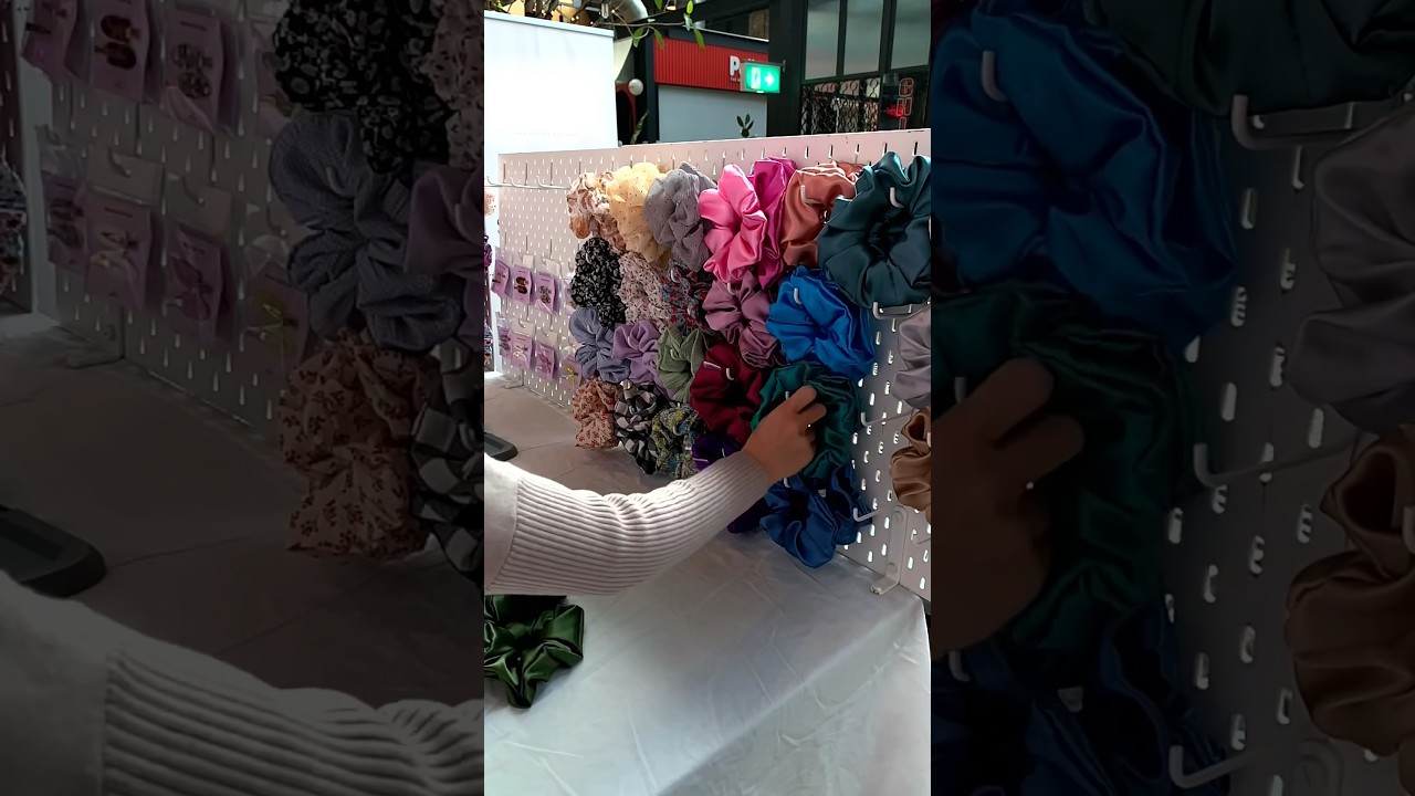 Scrunchie board market display 💖 #scrunchiebusiness #scrunchies # ...
