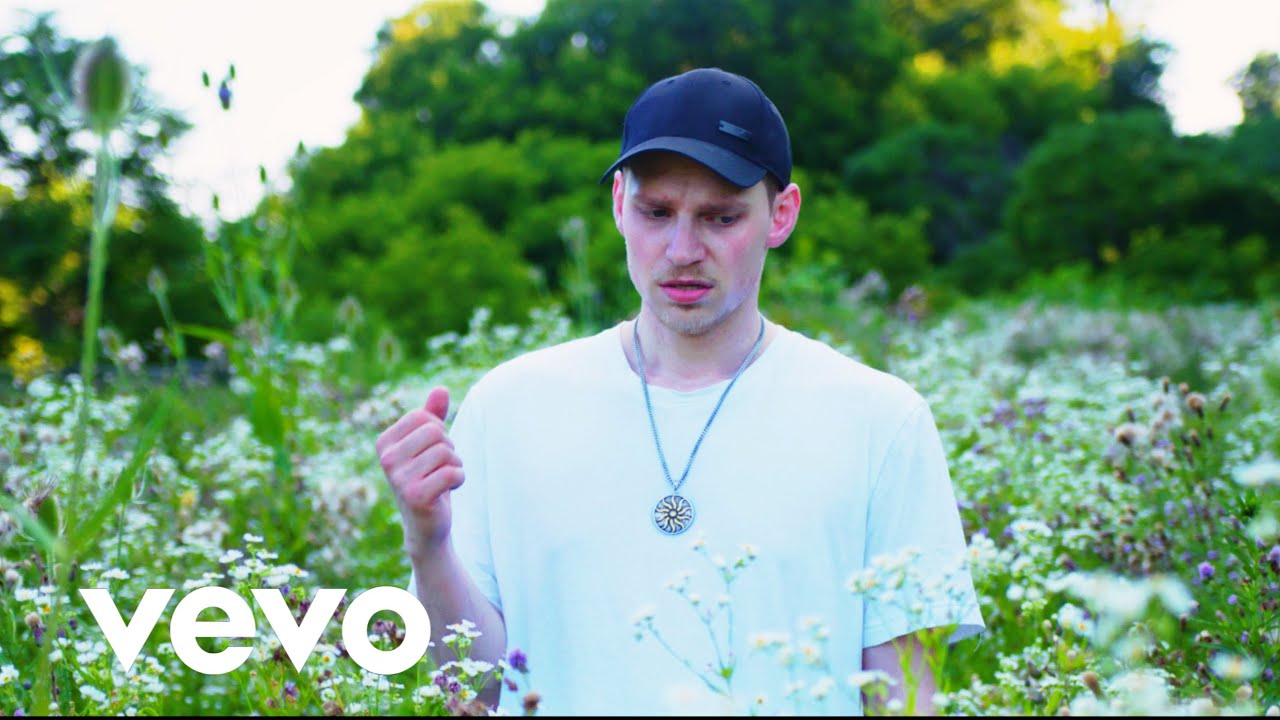 Travis Hill - What I Know (Official Music Video) - YouTube