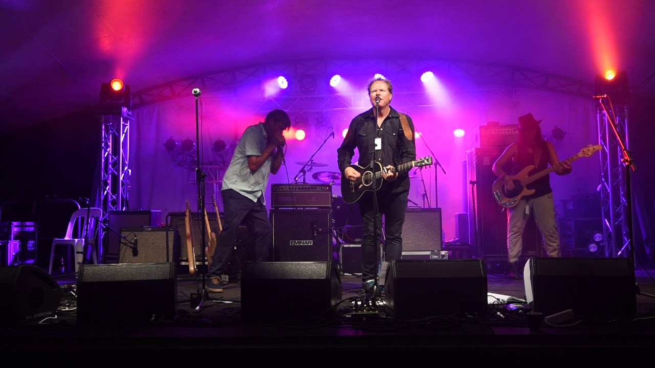 BLUE SHADDY at bridgetown festival 9322 - YouTube