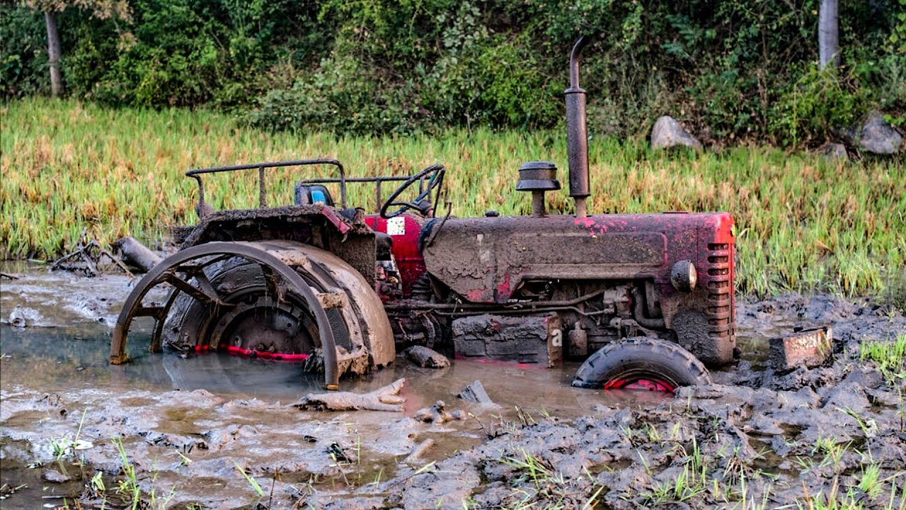 Best of tractors stuck in mud on Farming Simulator 22 & Mud Runner ...