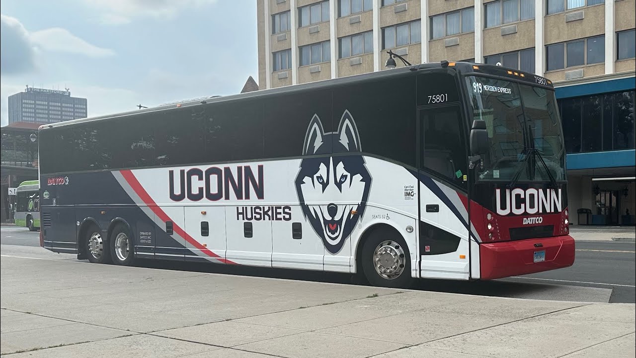 Dattco 2017 Van Hool CX45 #75801 Ride on CTtransit route 919 Express ...