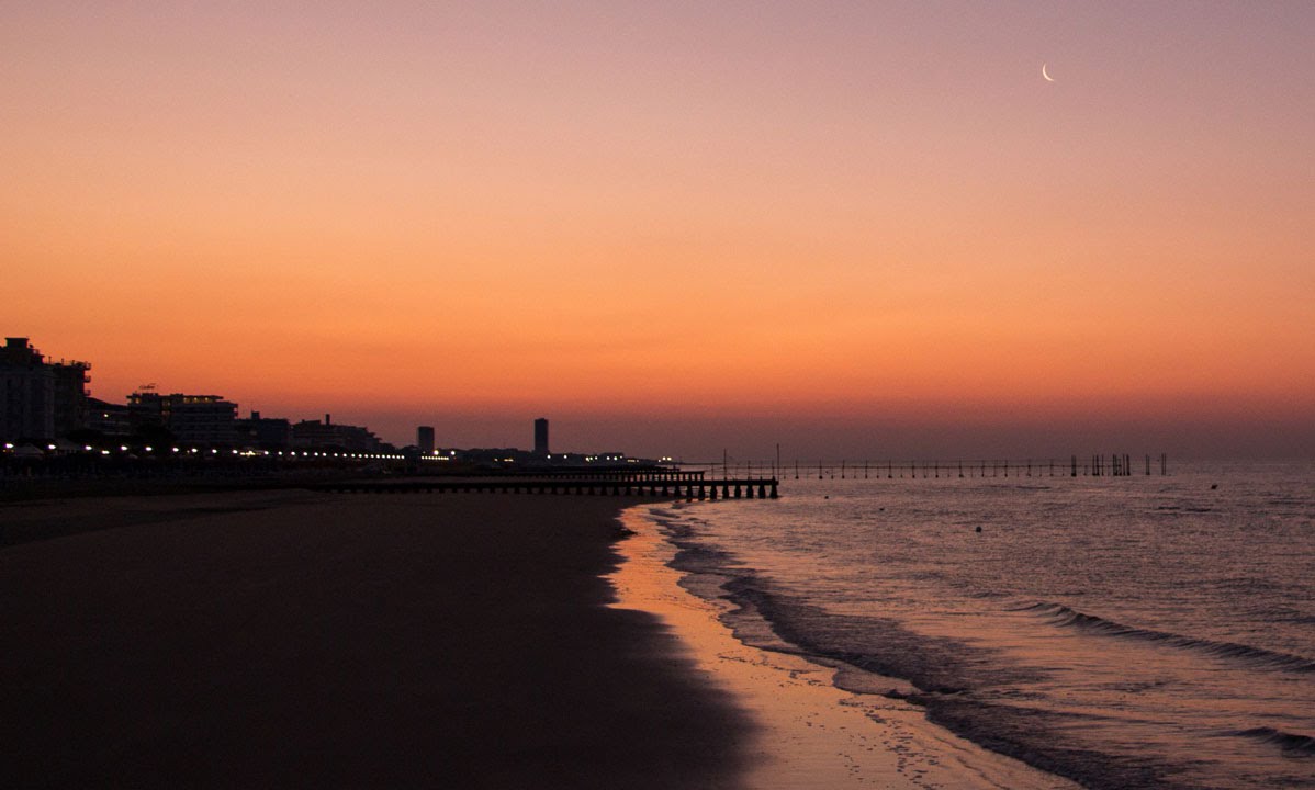 Amazing sunrise at the beach - YouTube