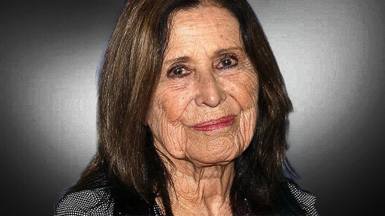 María Rojo ya Tiene Más de 80 Años y Cómo Vive es Triste - YouTube
