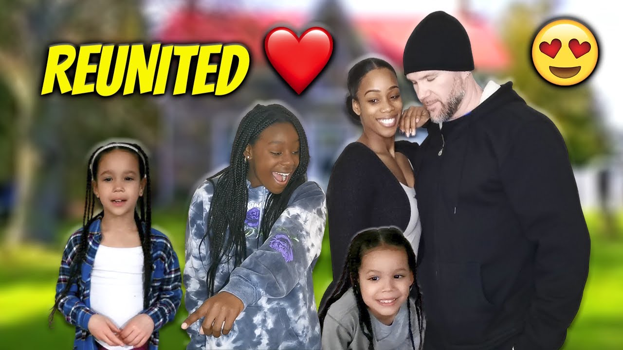 Reunited! Meet Greg's Family! | Perfectly Blended - YouTube