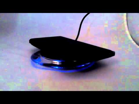 Review: Pulsing blue light QI charger - YouTube