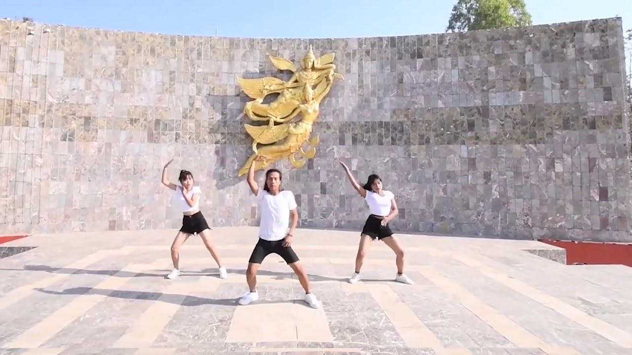 Synapse Original - Samsung Galaxy - Awesome Live - UGC - YouTube