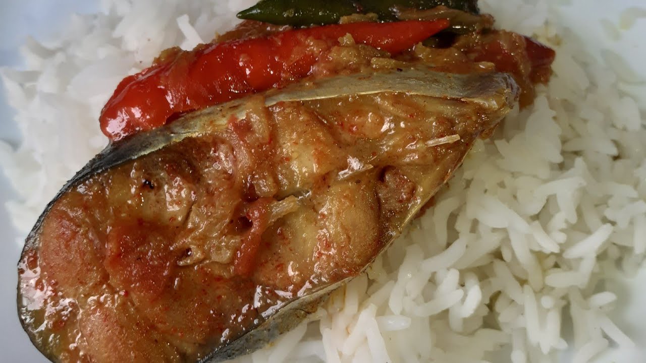 Fish curry recipe#Pyasi machli #simple & quick recipe - YouTube