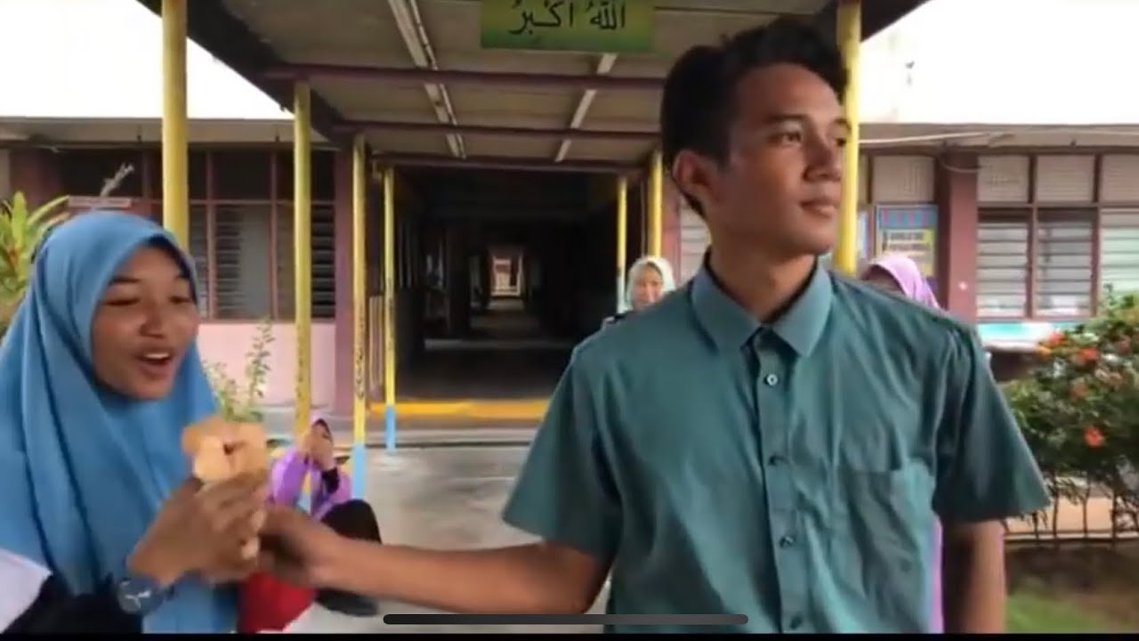 GIMIK HARI GURU 2019 #SMKPG1 #JIKAHARIINIAKUBUKANSEORANGGURU - YouTube