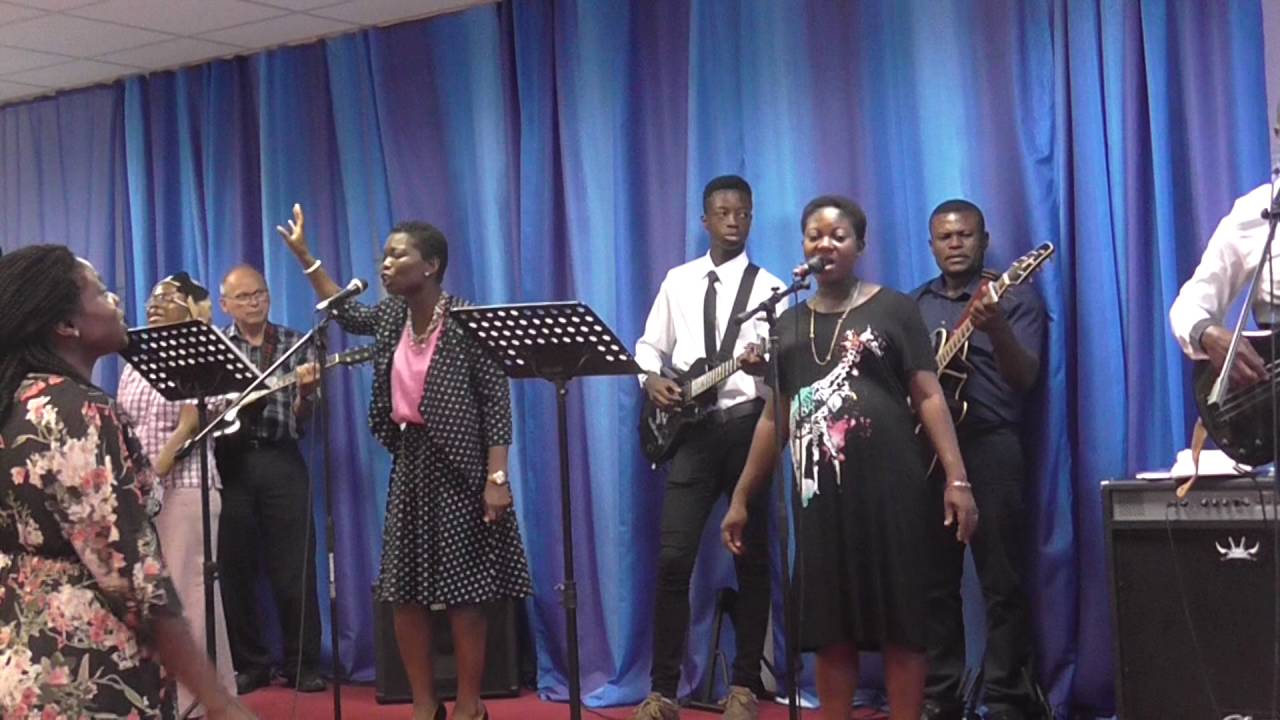 Oh Lord my God how excellent is Your name - YouTube