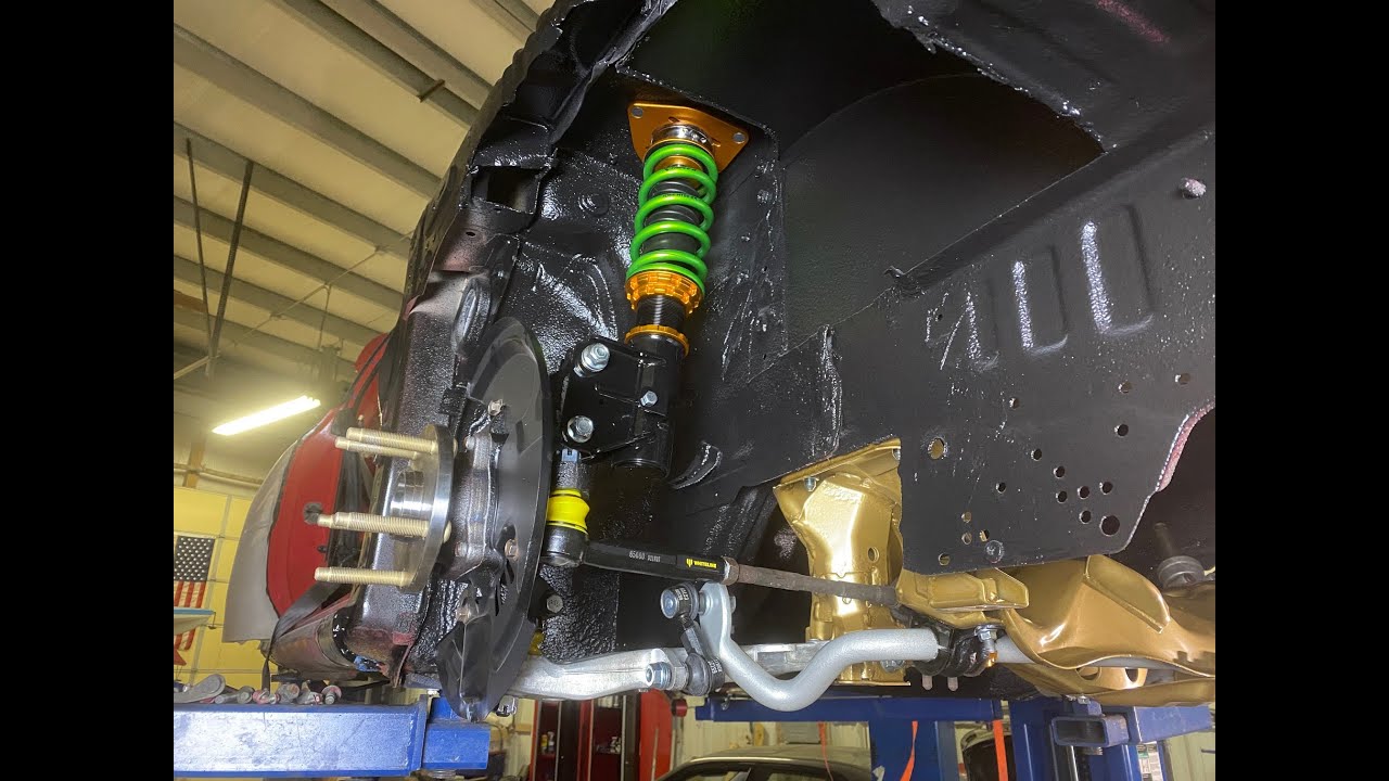 GC8's whole front suspension is in! - YouTube