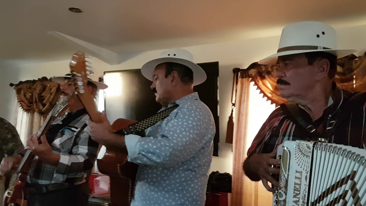 Hermanos Quintero- Ya casi esta amaneciendo (Chirrineado) - YouTube