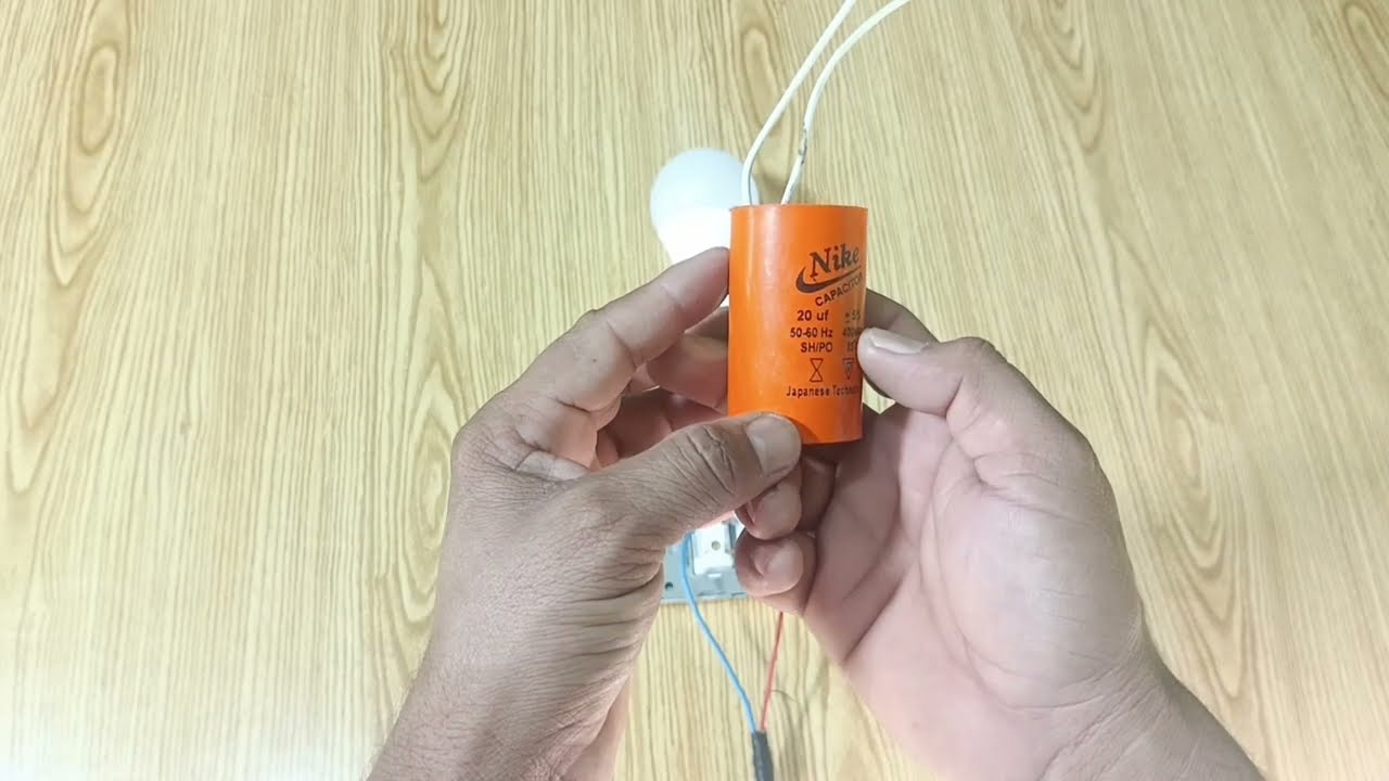 LED BULB 💡 & 20 UF CAPACITOR 🔥 |Amazing Experiment Led Bulb 💡 Glow With ...