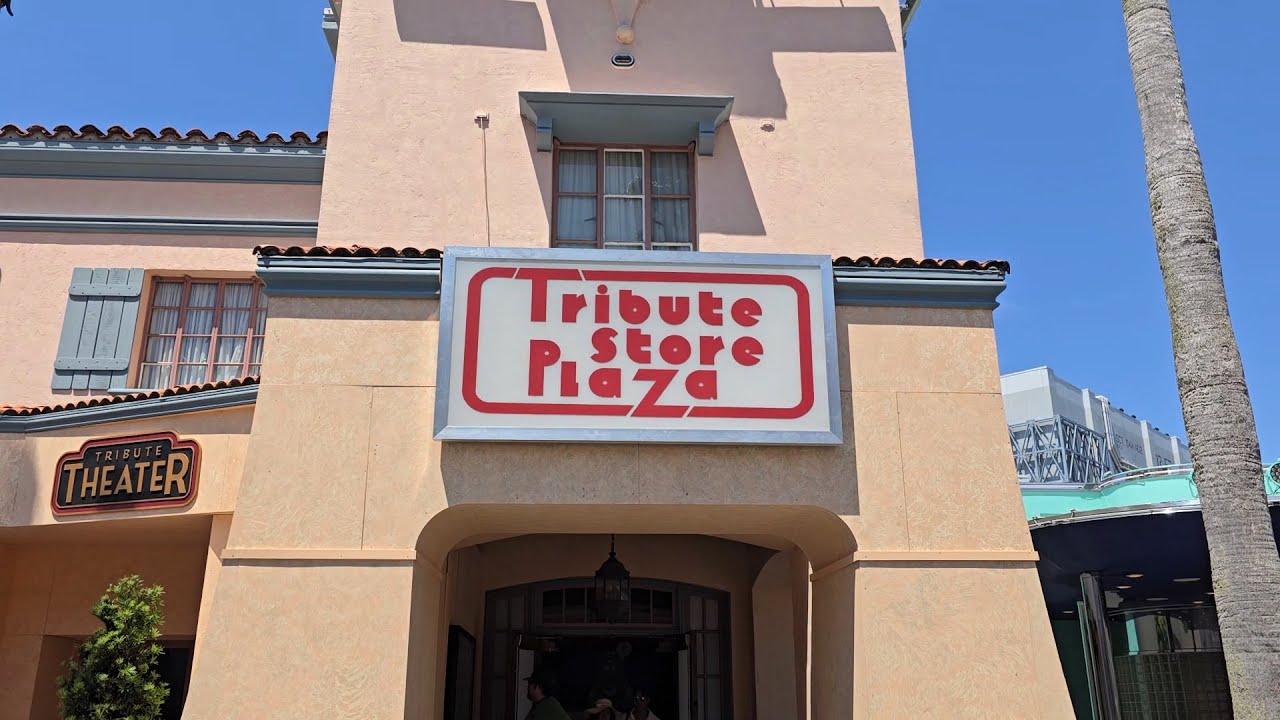 The new Tribute store at Universal Orlando is simply awesome. - YouTube