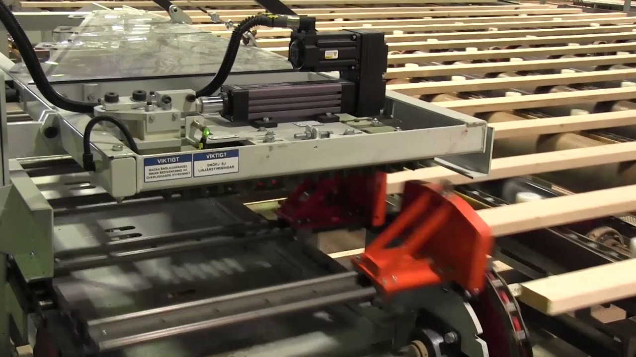 USNR's Multi-Track Fence - YouTube