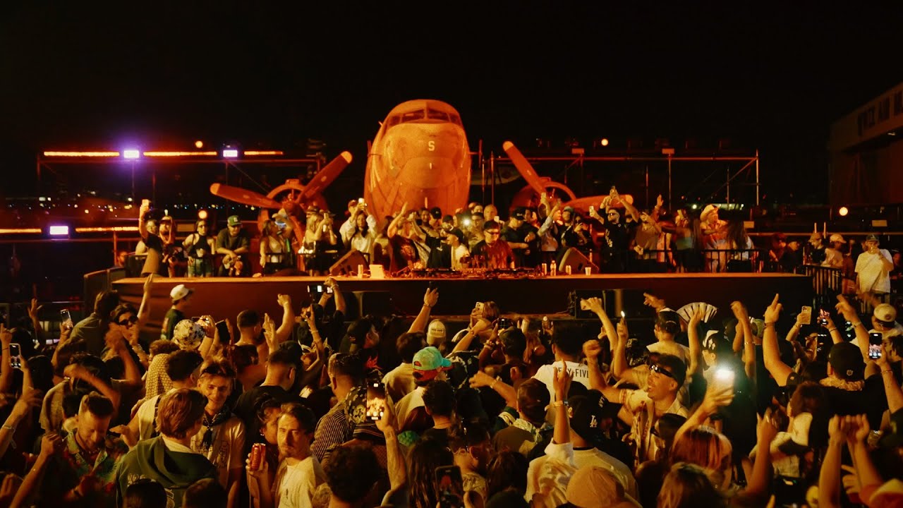 Close Friends Only b2b Edris Omar - Live @ Splash House Air Museum ...