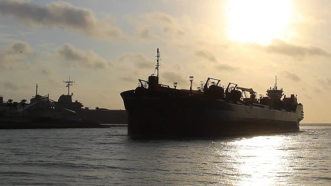OSG 350 Barge and OSG Vision Entering The Port Of Corpus Christi , Tx ...