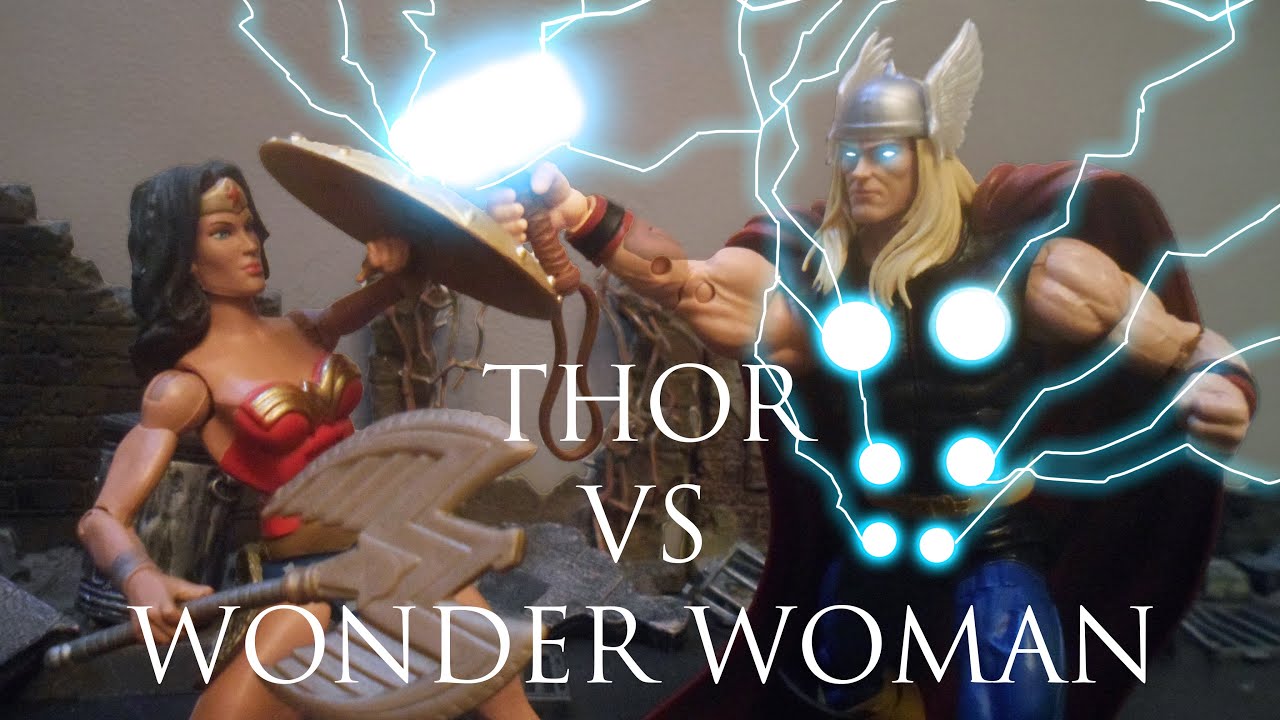 Thor vs Wonder Woman (STOP MOTION) - YouTube
