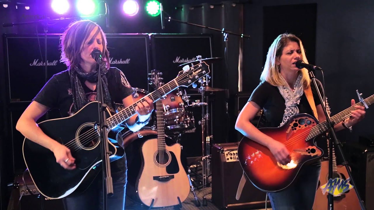 Gretchen Schultz Live "LUST" AMS Musical Supply - YouTube